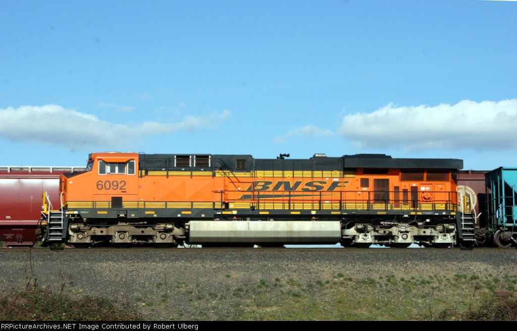 BNSF 6092